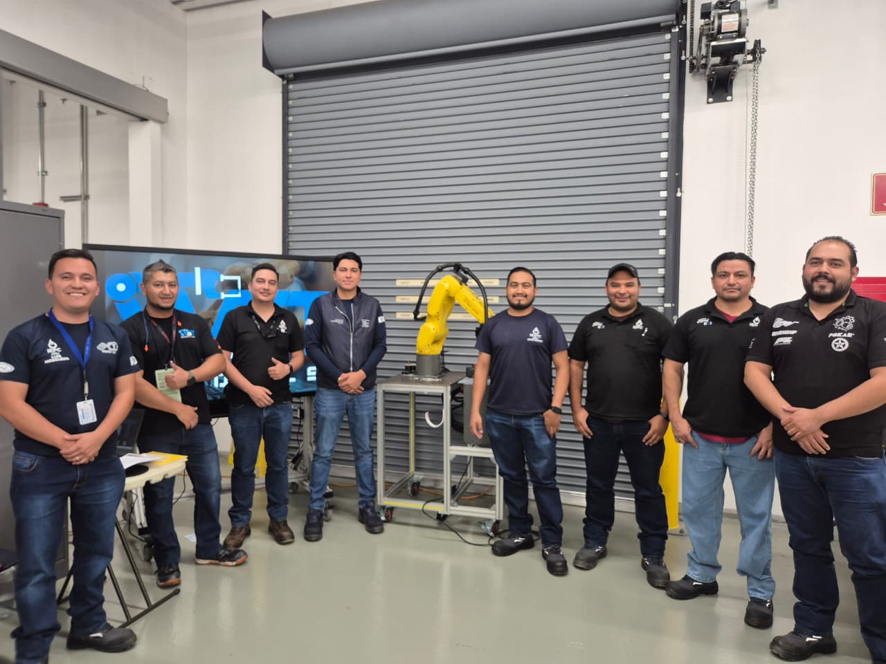 Capacitación On Site - Programación Básica y Operación de Robots FANUC ...